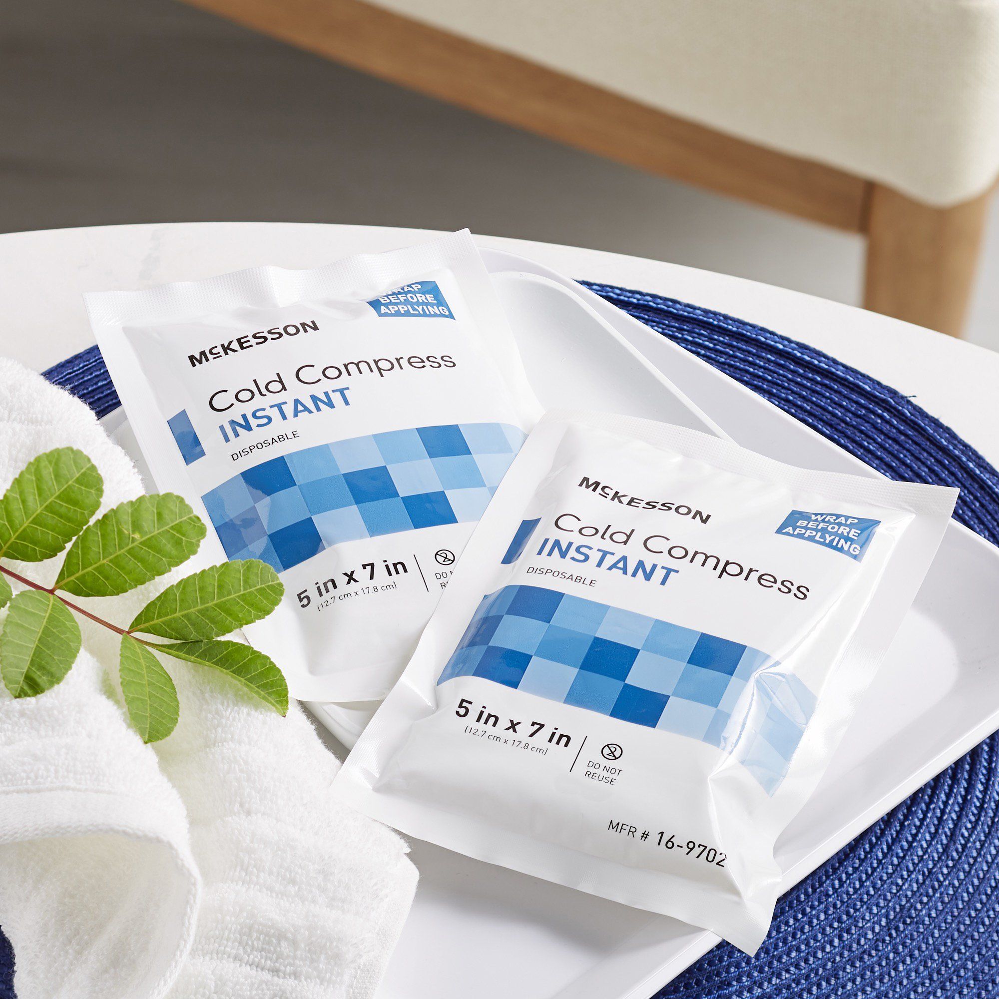 McKesson Instant Cold Compress Pack, 5" x 7" - 1 ct