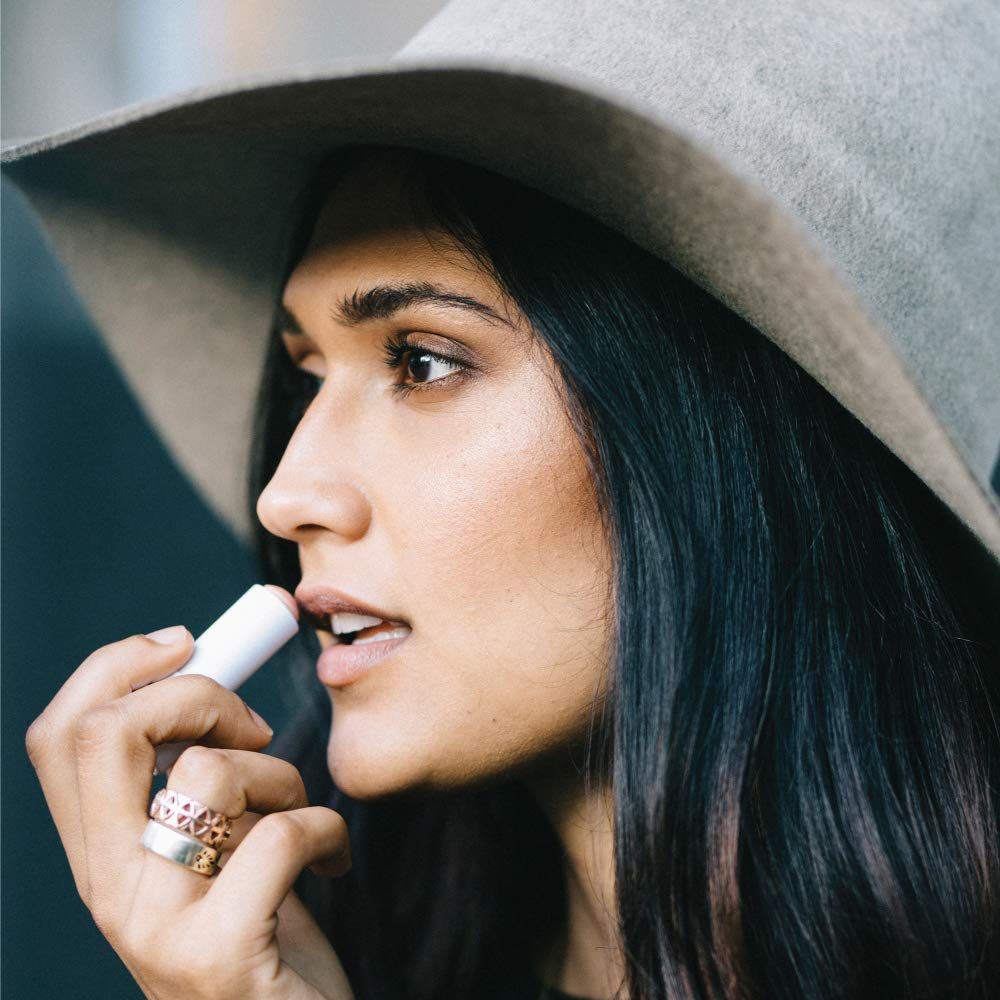 Coola Mineral Liplux Organic Tinted Lip Balm Spf 30 Nude Beach