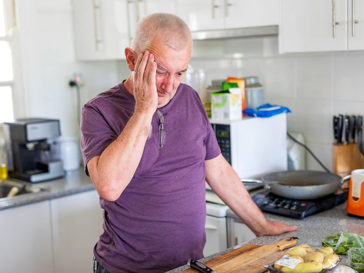 Temporal Arteritis: Symptoms, Treatments, and Causes