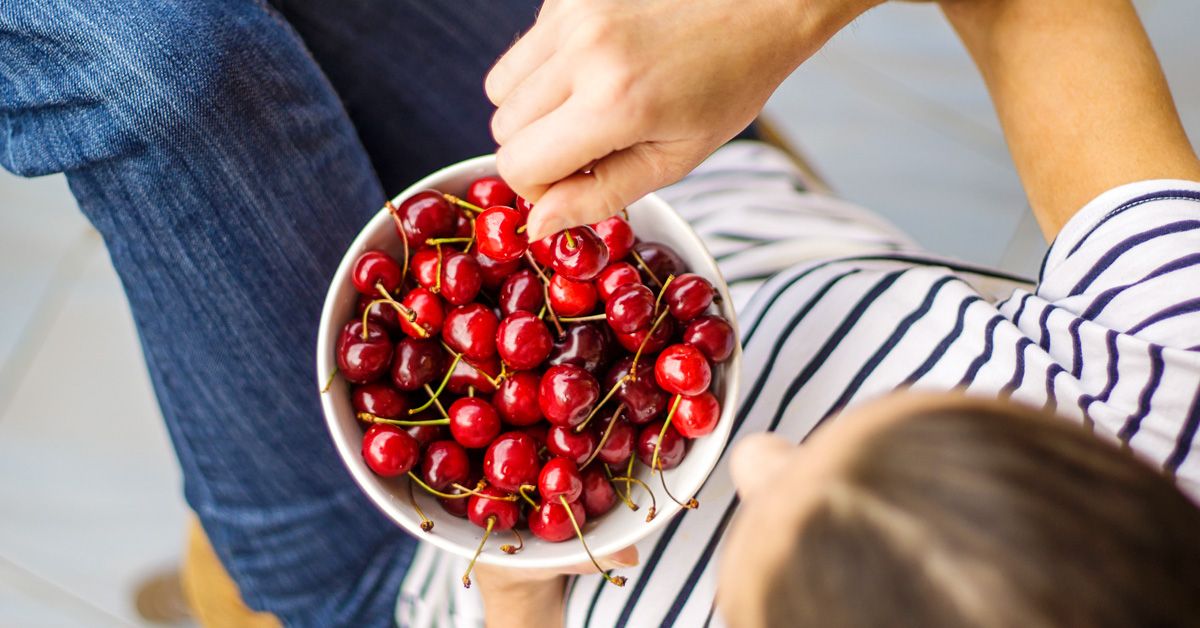 What to Know When You’re Allergic to Cherries