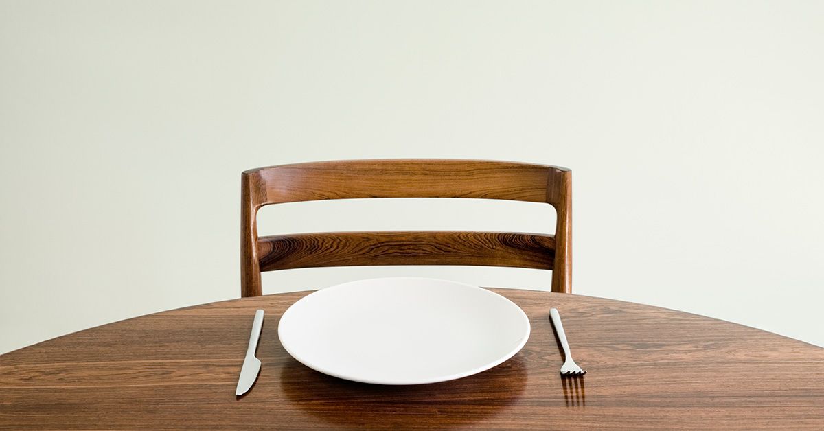 Cibophobia: Causes and Treatments for a Fear of Food