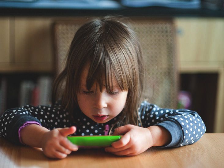 Children Developmental Delays Caused by Screen Time