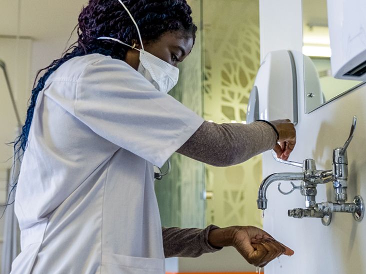 Neutropenic Precautions: What You Need to Know About Protection