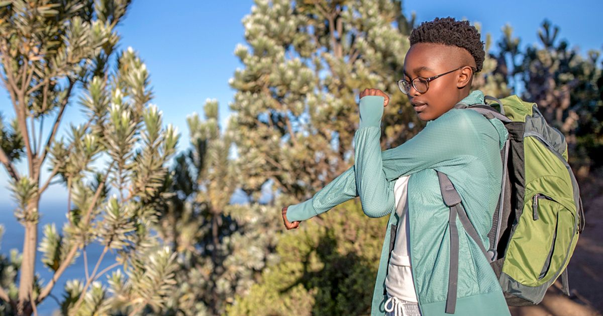 Deltoid Stretch: Anterior, Posterior, and How to Stretch These Muscles