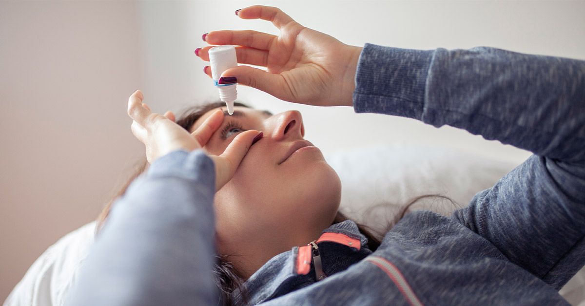 Meibomitis: Causes, Treatment, Diagnosis, Prevention, and Pictures