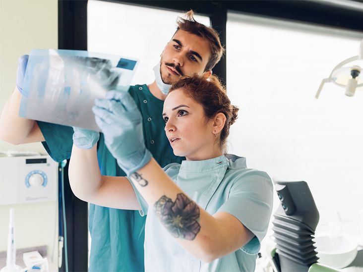 Exposed Tooth Root Symptoms, Causes, and Treatments