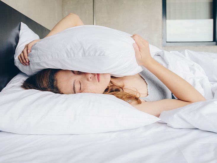 False Awakening: Meaning, Causes, When to Worry