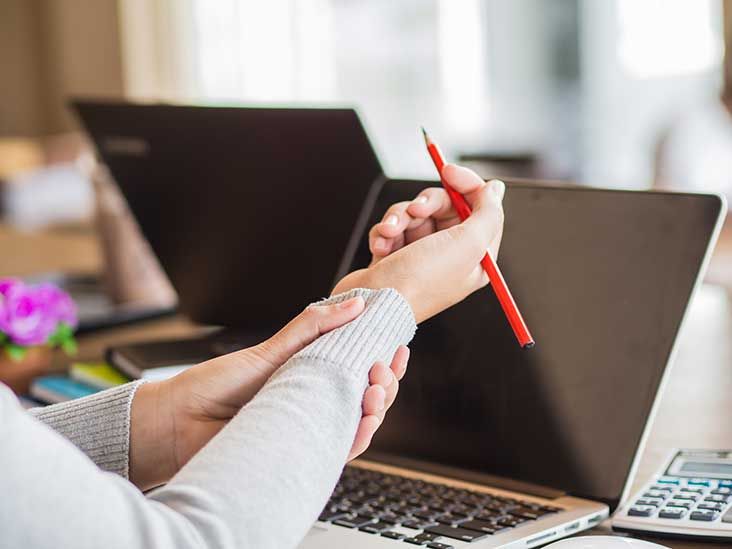 Psoriatic Arthritis Flare-Ups: Symptoms, Triggers, and Treatment