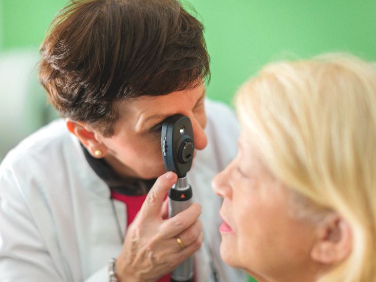 Oscillopsia: Causes, Symptoms, Treatment