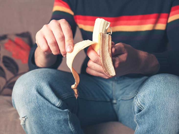 Oral Allergy Syndrome: Food List, Treatment, and More