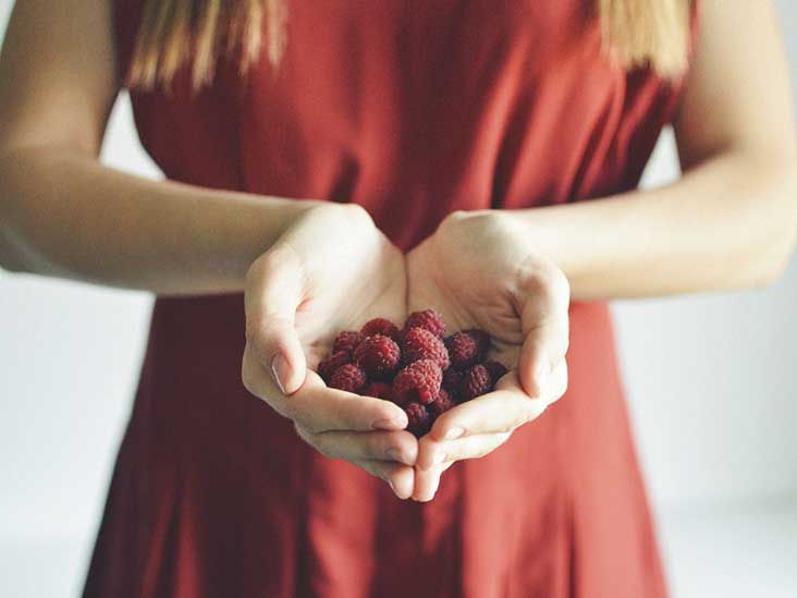 Polyphenols Food List: Seasonings, Berries, and More