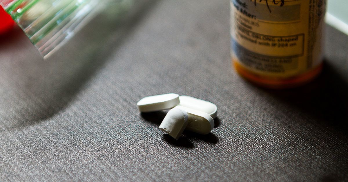 Oxycodone Addiction: Symptoms and Addictive Qualities