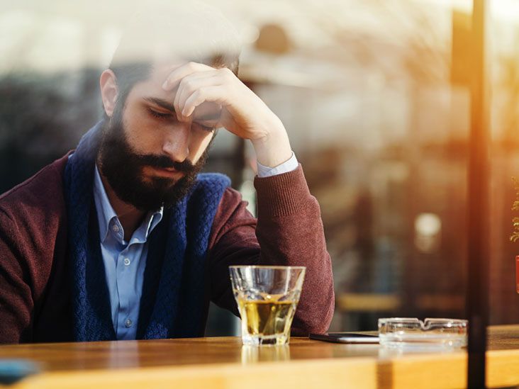 Alcohol Overdose: Causes, Risk Factors, and Symptoms