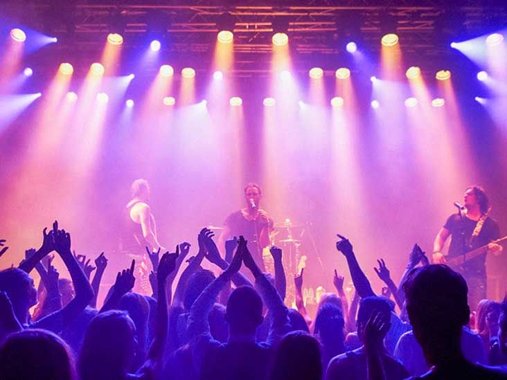 Acoustic Trauma: Types, Symptoms, and Diagnosis