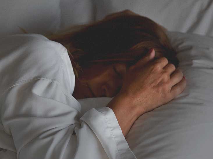 Headache at Night: Possible Causes, Getting a Diagnosis, Warning