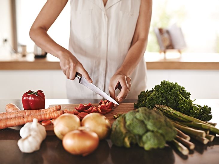 Phytoestrogens: Benefits, Menopause, Side Effects, and Food