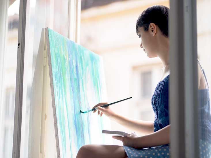 Does Bipolar Disorder Make You More Creative? What Research Says