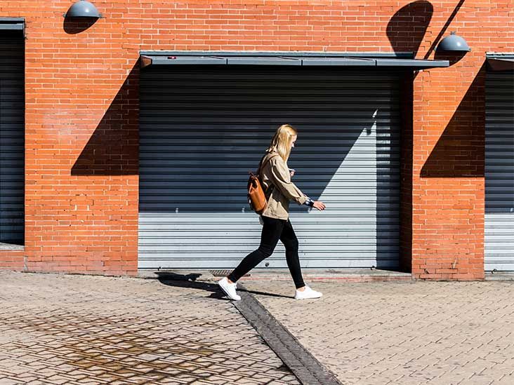 8 Best Shoes for Knee and Back Pain