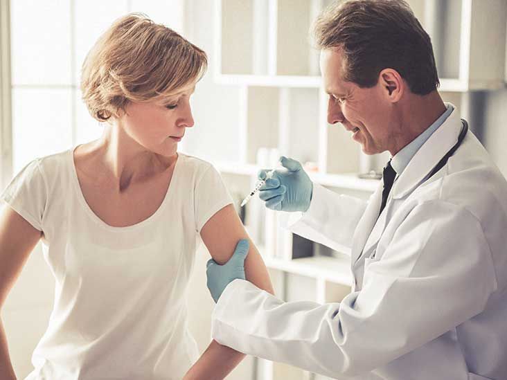 Biologics for Ulcerative Colitis: Types, Side Effects, and More