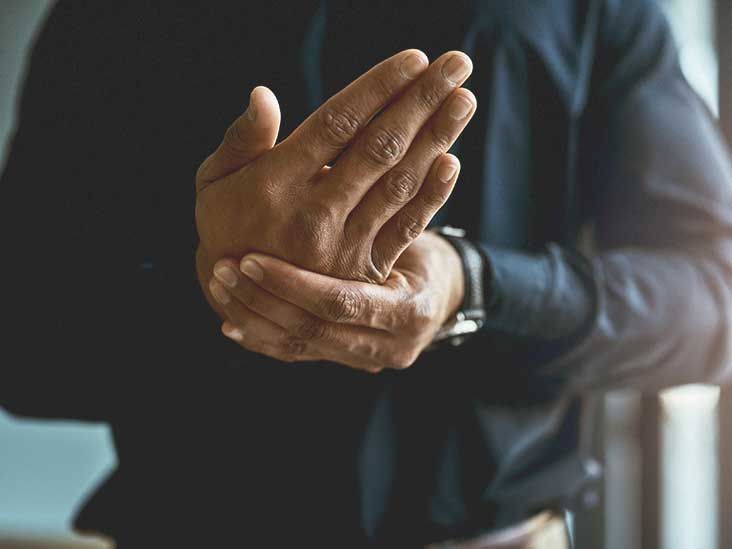 Palm Rash: 8 Common Causes and Treatment Options