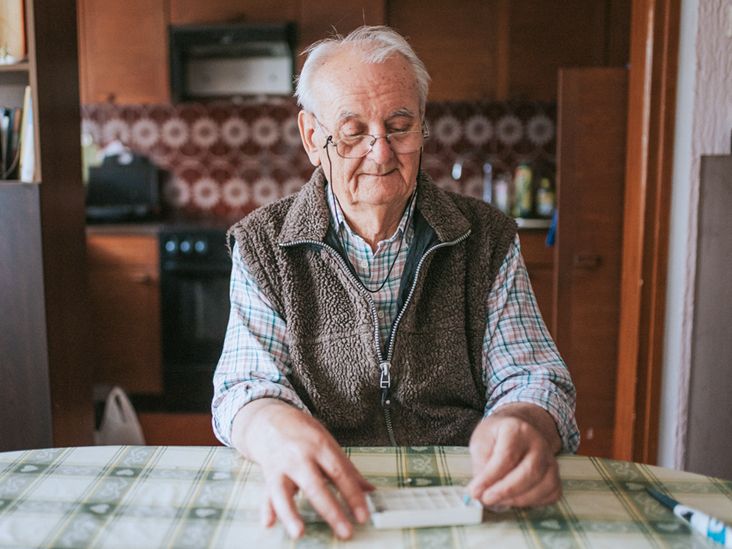 Lung Cancer Survival Rates: By Stage, Age, Type, and More