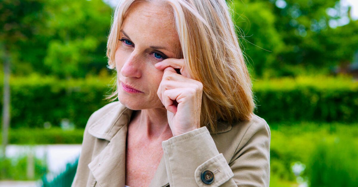 What Is an Eye Cold? Symptoms, Causes, Treatment, and More