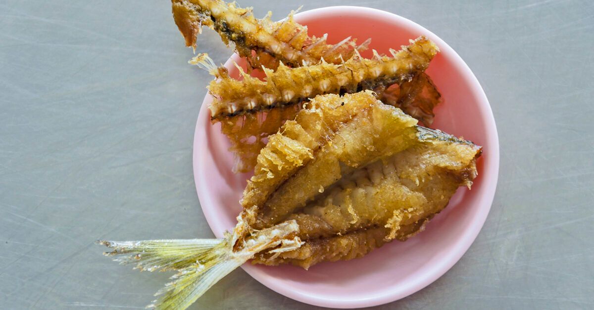 Fish Bone: ଗଳାରେ ମାଛ କଣ୍ଟା ଲାଗିଥିଲେ କଣ କରିବେ? ଜାଣନ୍ତୁ ସହଜ ଉପାୟ, ୧ ...