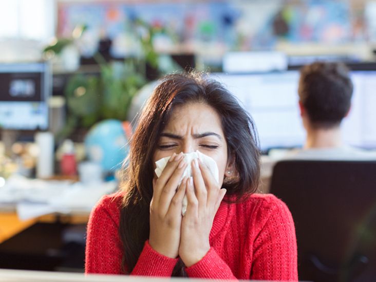 Am I Too Sick to Work? How Long Is the Cold or Flu Contagious?