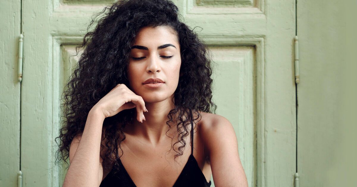Mood Swings in Women: Causes and Natural Treatments