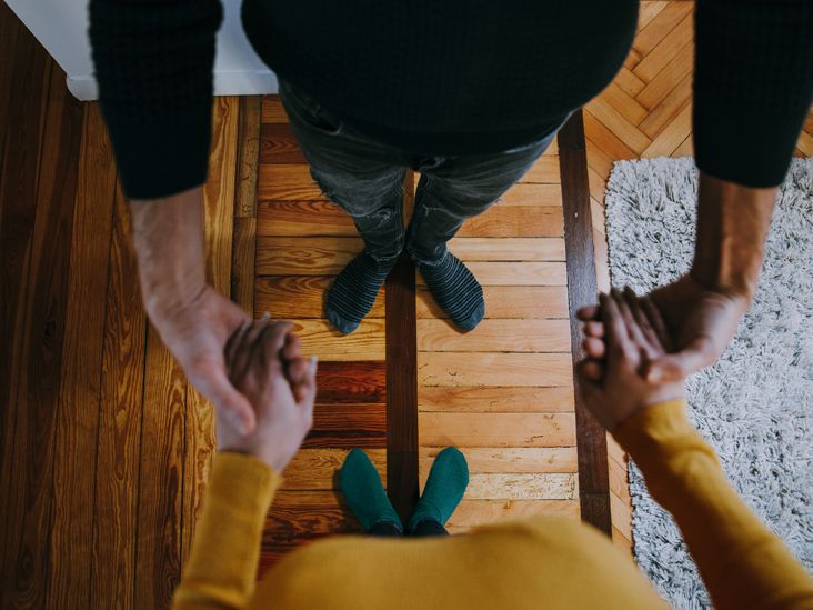 Duck-Footed, or Out-Toeing: Symptoms, Causes & More
