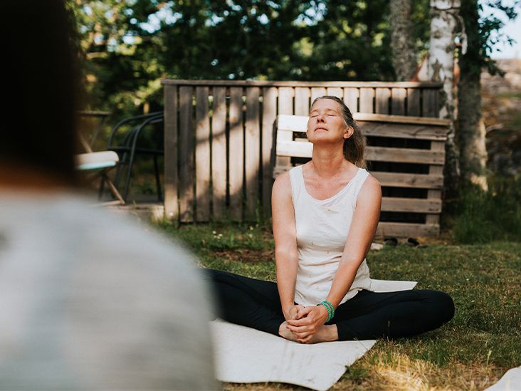 Exercising After Cataract Surgery: When Is It Safe?