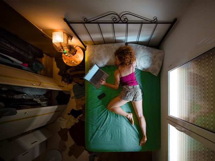 What is Apathy? Signs, Causes, and Treatment