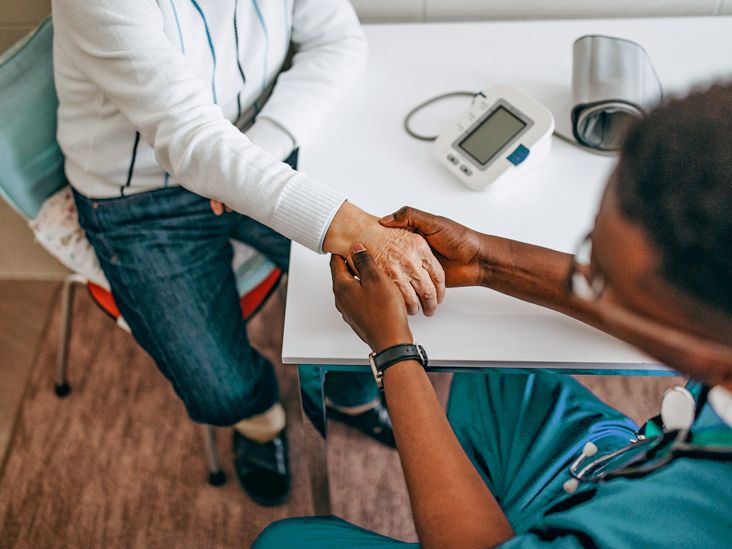 Immunologist Vs. Rheumatologist: Which Should You See?