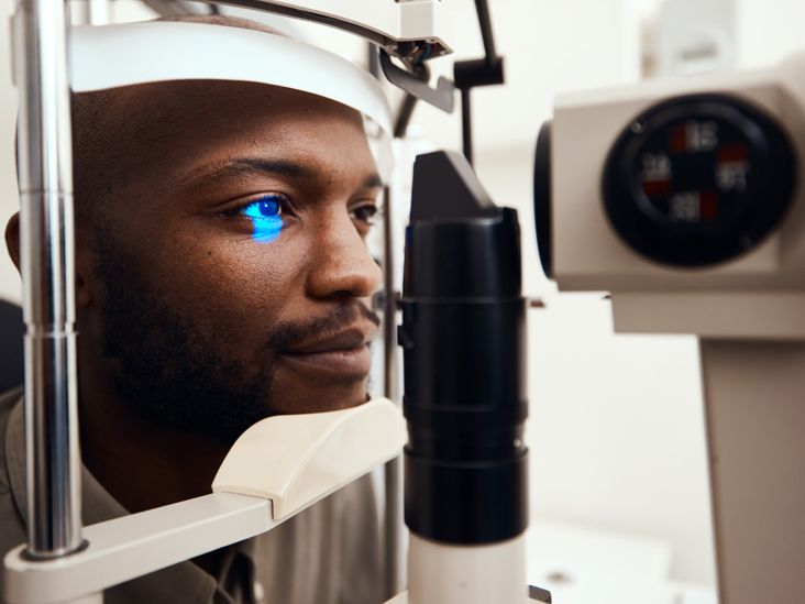 Episcleritis and Ankylosing Spondylitis: Link, Symptoms, and Treatment