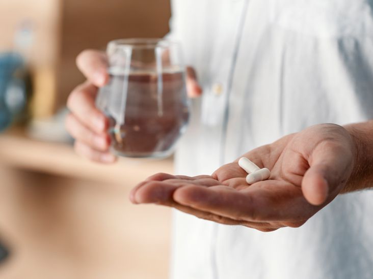 NMN (Nicotinamide Mononucleotide): Benefits, Side Effects, and Dosage