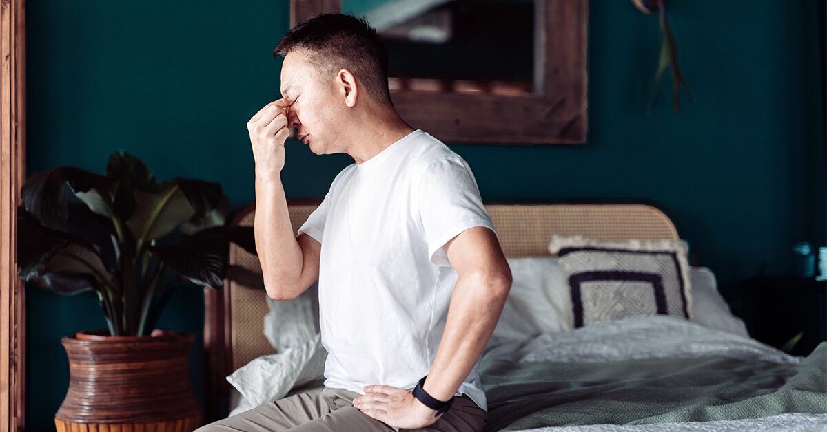 Retinal Migraine vs. Ocular Migraine: Symptoms and Treatment