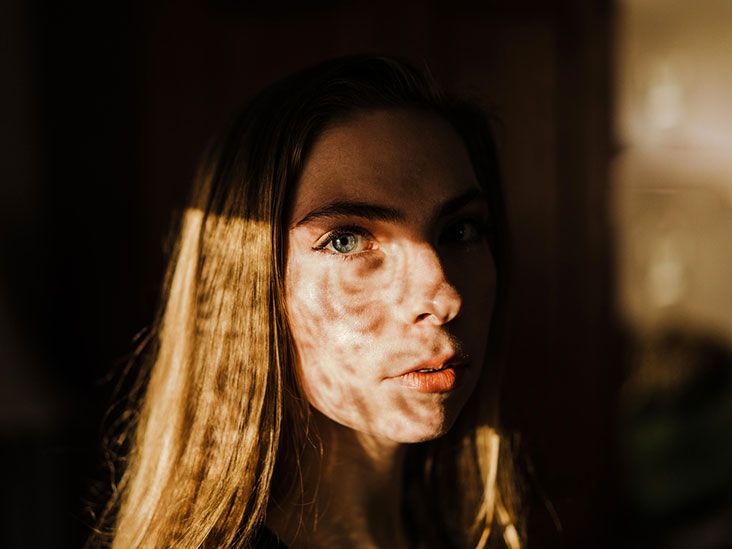 Retinal Diseases: Types, Causes, Symptoms, Treatment, Outlook