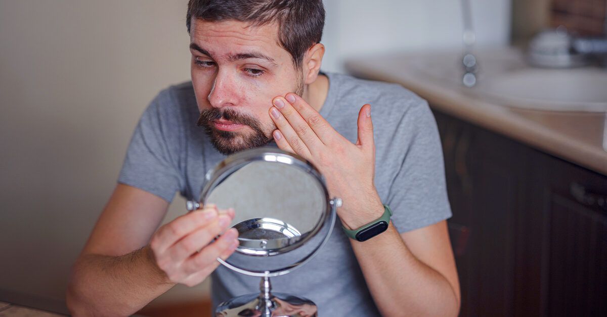 Pustular Psoriasis on Face: Symptoms, Diagnosis, Treatment