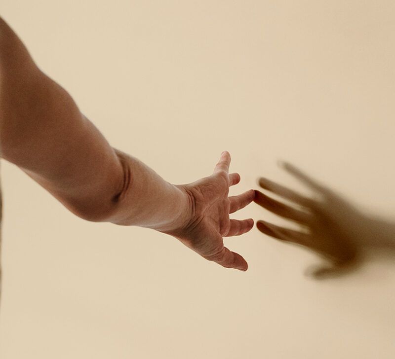 Psoriatic Arthritis and Touch Avoidance: What to Know