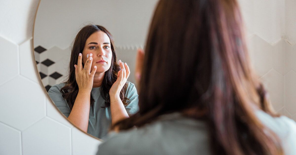 Mild Rosacea: Signs, Causes, Treatments and More