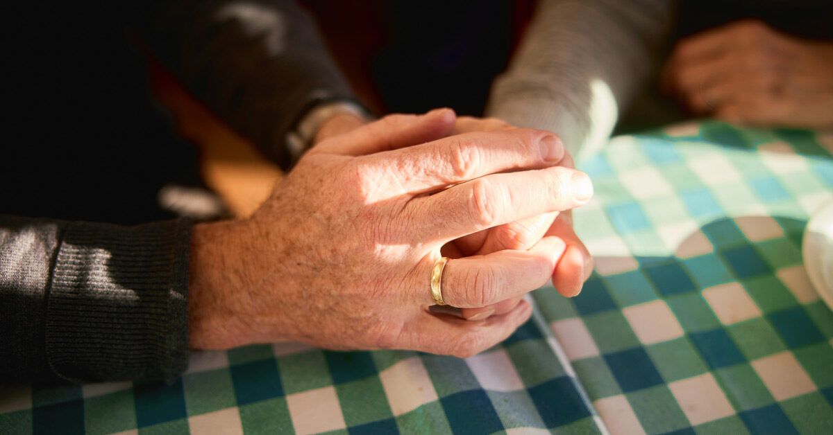 End Stage Stomach Cancer Timeline, Symptoms, and Care