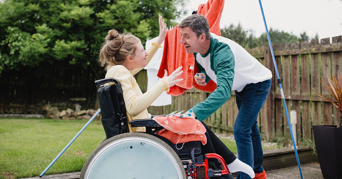 Juvenile ALS: Symptoms, Diagnosis, Treatment, and More