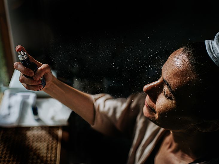 Hives on Face: Symptoms, Pictures, Causes, and Treatment