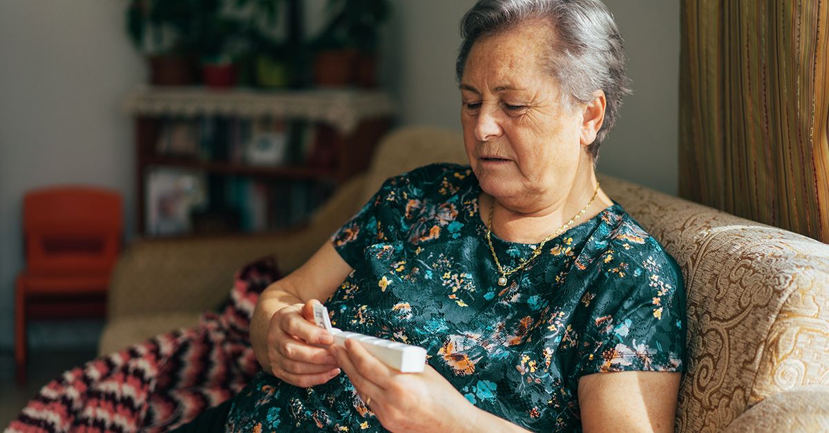 Antithrombotic Therapy: Purpose, Examples, and Side Effects