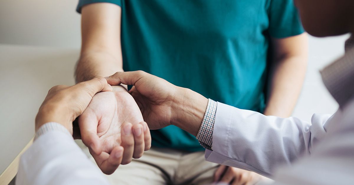 Carpal Tunnel Tests: At-Home and Clinical Options