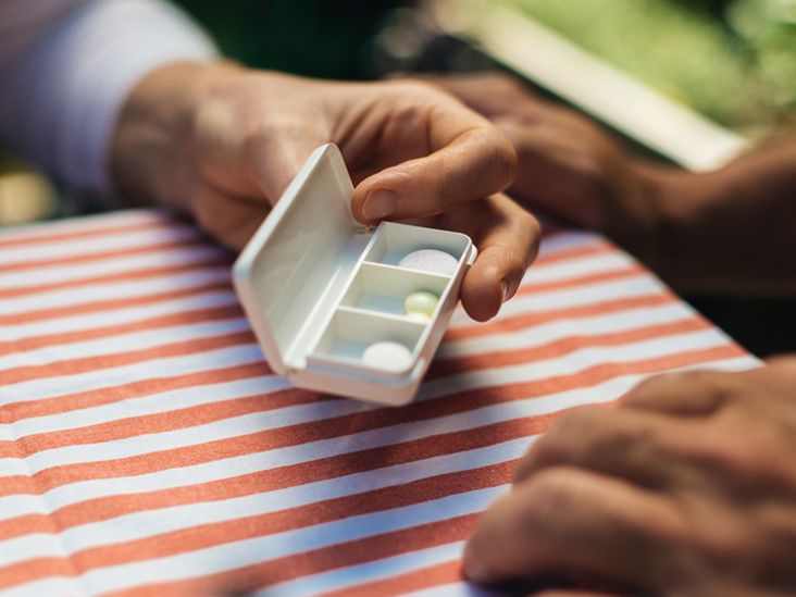 Opioid Use Disorder Medication: Types, Side Effects, and More