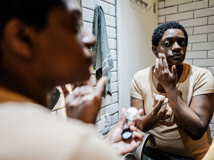 9 ways fatty liver can show up on the skin