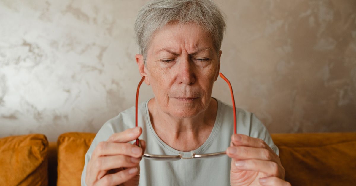 Retinal Artery Occlusion: Symptoms, Causes, and Treatment