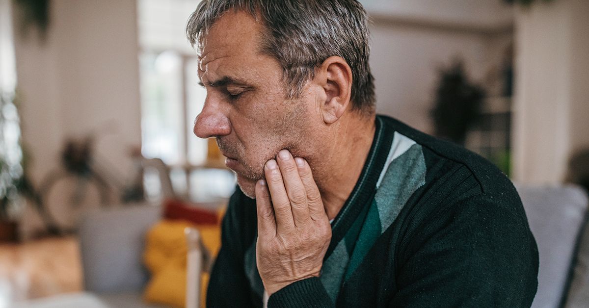 Jaw Tightness: 7 Causes and Treatment