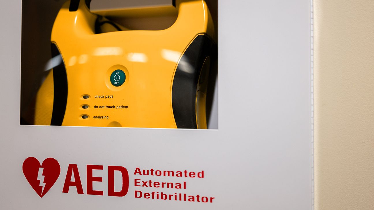 Pulseless Ventricular Tachycardia: Treatment, Medications, More